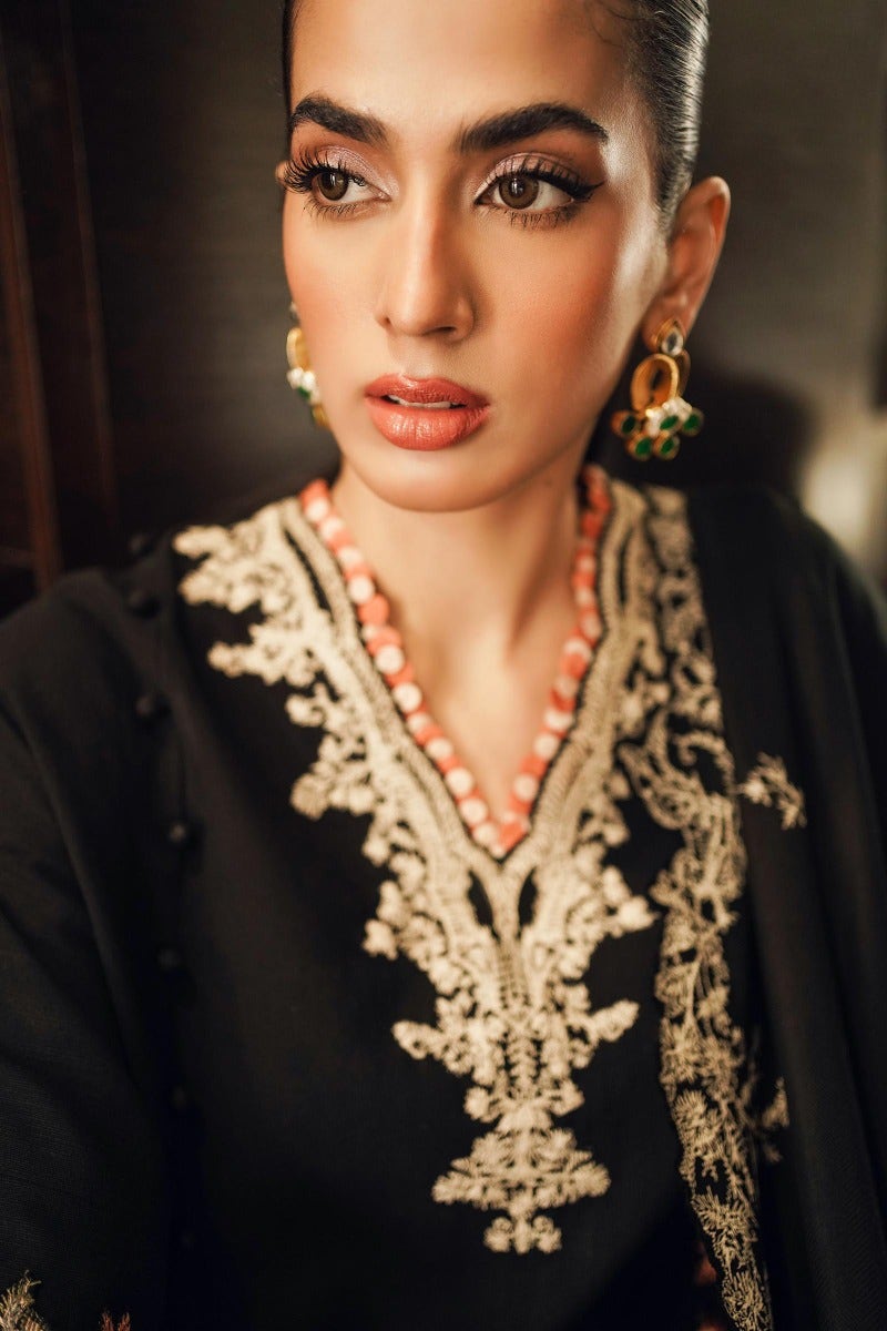 Sana Safinaz Muzlin Winter Collection 2023 – M233-025B-CP – YourLibaas