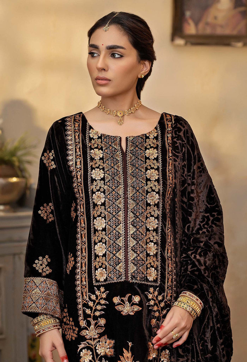 Adan's Libas Velvet Plachi Winter with Shawl – 06 – YourLibaas