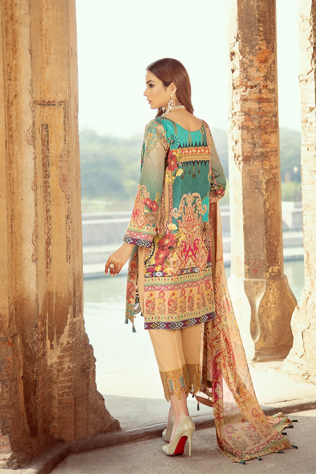 Ramsha Luxury Lawn Collection 2020 – C-204 – YourLibaas