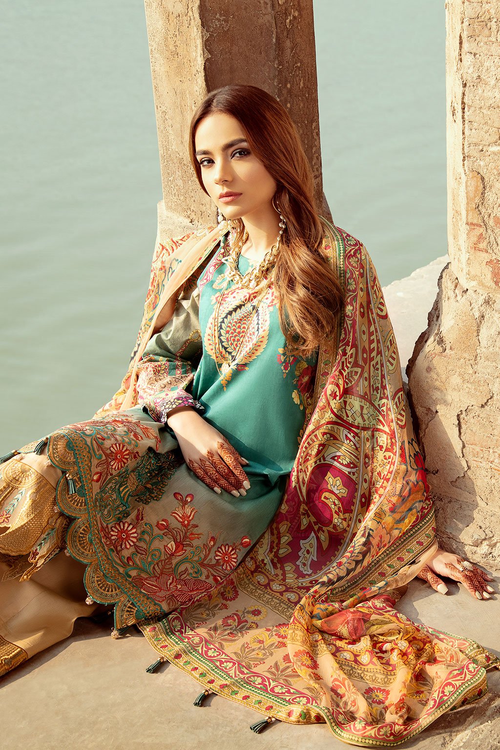 Ramsha Luxury Lawn Collection 2020 – C-204 – YourLibaas