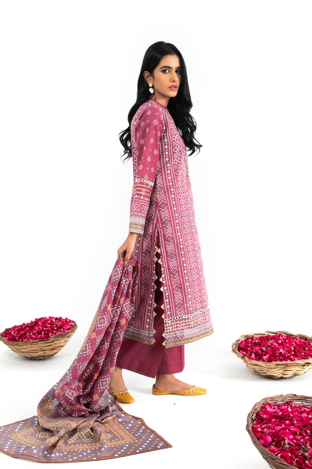 Gul Ahmed Summer · Chunri Collection – 3PC Chunri Lawn Suit CL-22049 B ...