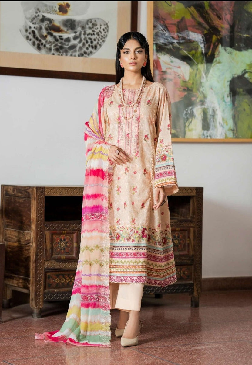 Musavvir Embroidered Lawn by GullJee – Design A2 – YourLibaas