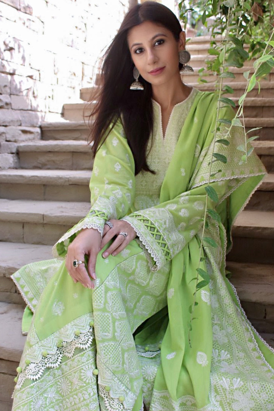 Zaha by Khadijah Shah Lawn Collection – PARISA (ZL22-03 A) – YourLibaas