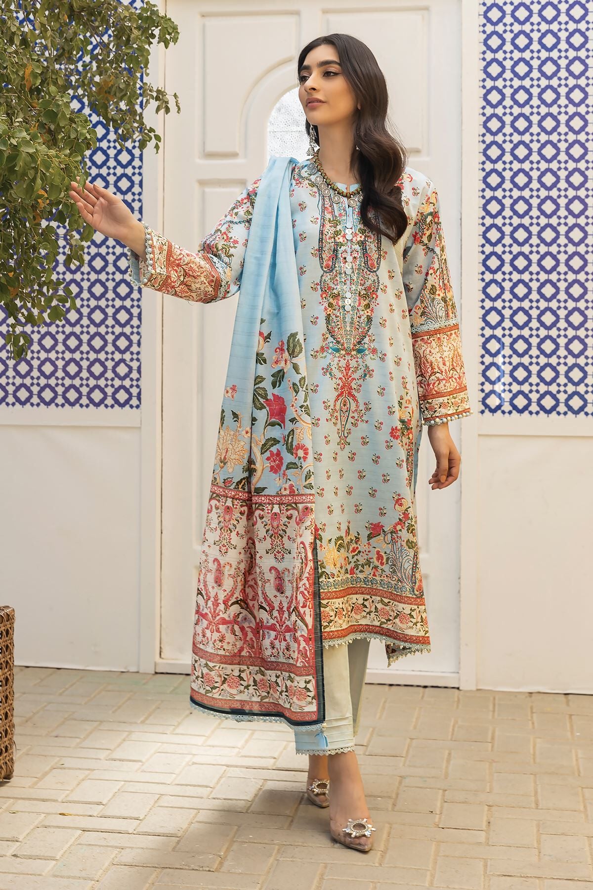 Khaadi Online Store | Khaadi Summer Lawn, Silk & Luxury Chiffon ...