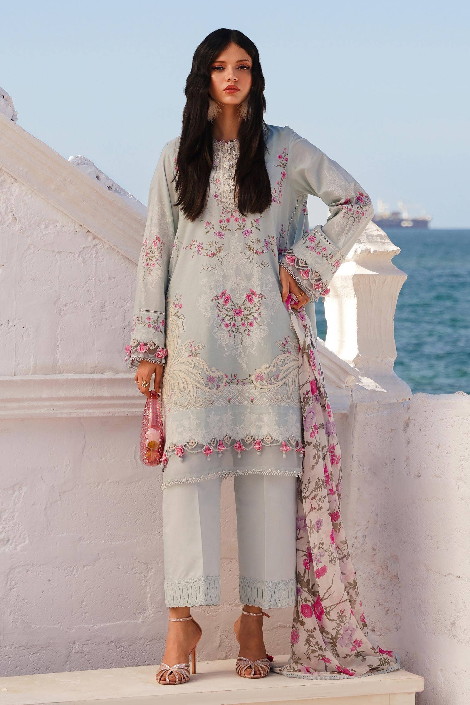 Sana Safinaz Spring/Summer Muzlin Lawn 2024 – M241-019B-3Ci – YourLibaas